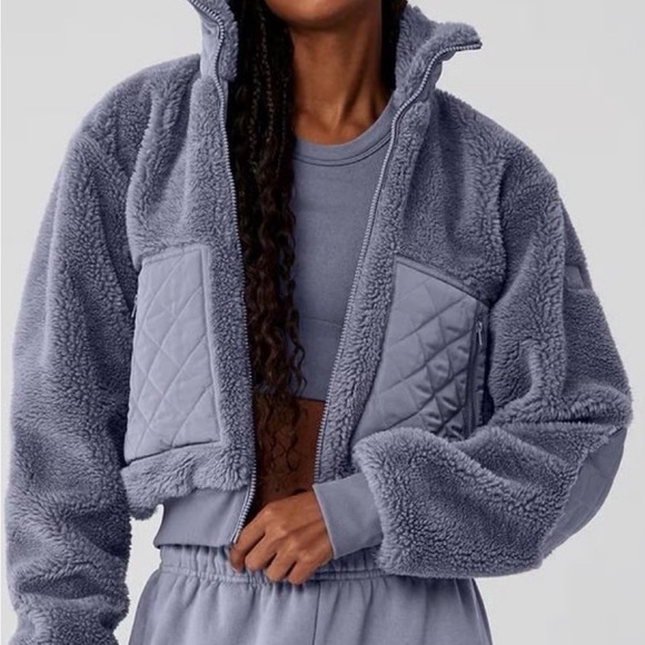ALO Yoga | Jackets & Coats | Alo Yoga Sherpa Edge Teddy Jacket Fog ...